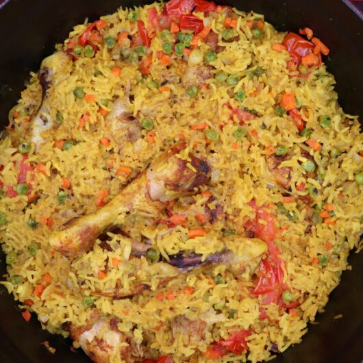 One Pan Chicken Drumsticks with Rice & Vegetables - It's Food o'Clock